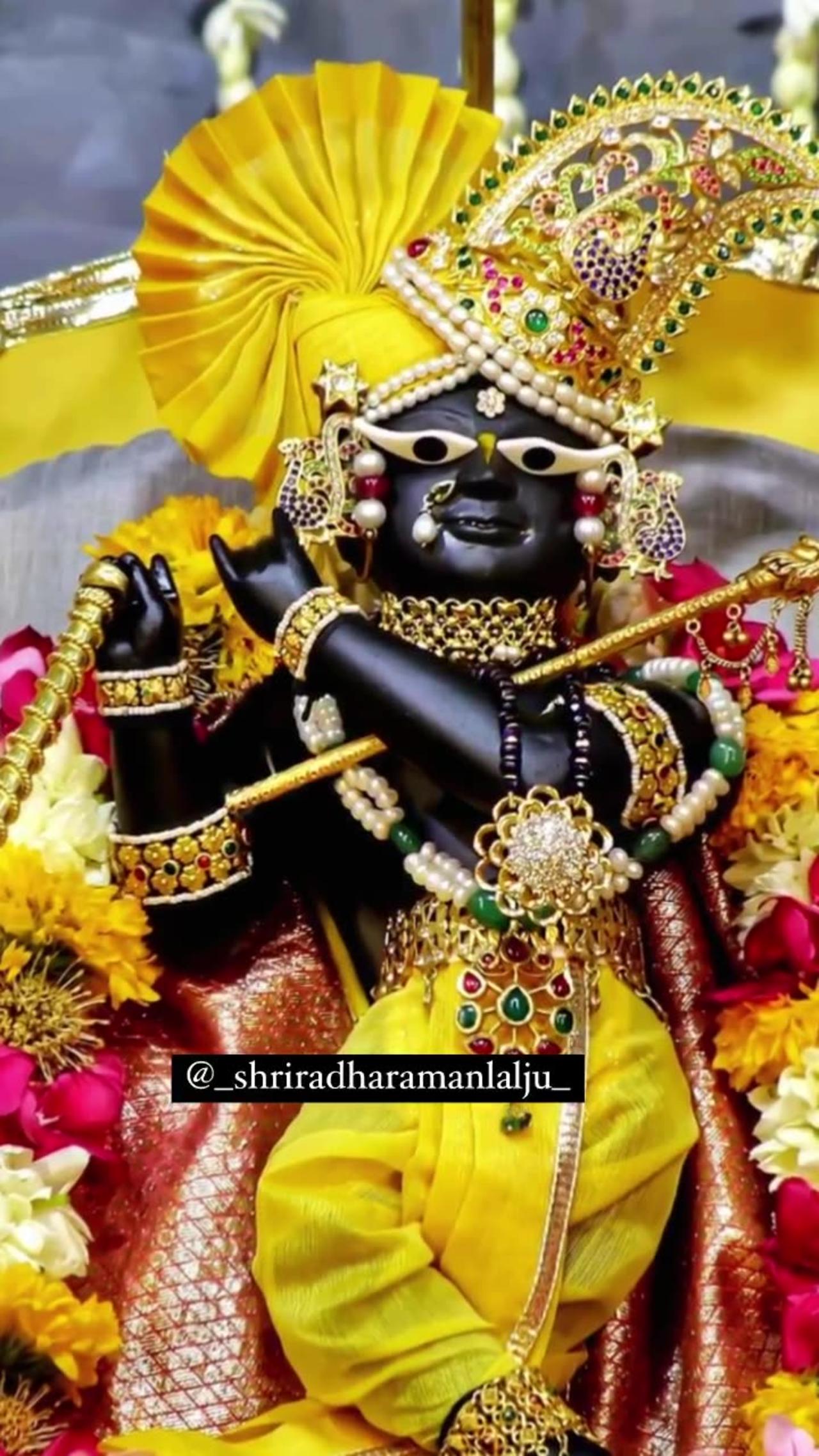 Banke bihari lal - One News Page VIDEO