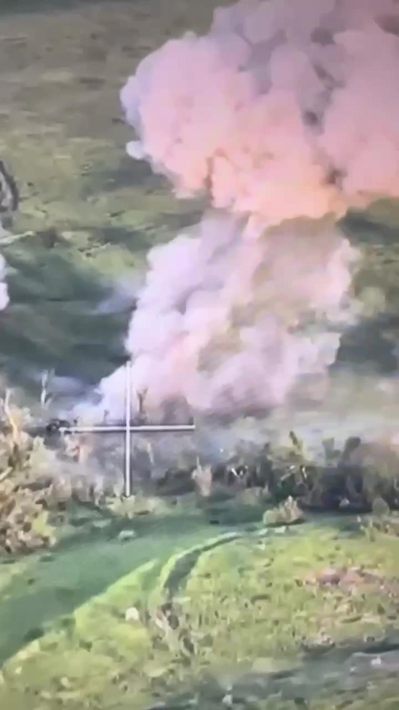 Two Russian Tanks and Their Crew Vaporized - One News Page VIDEO