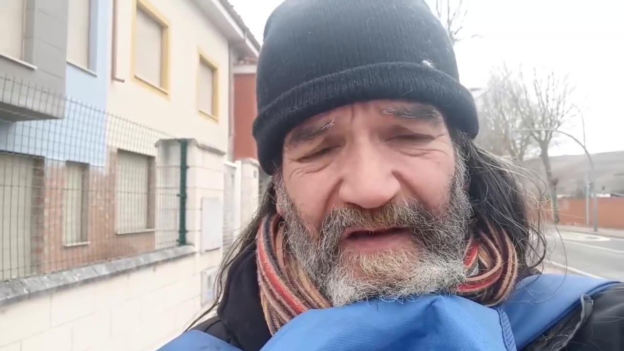 03422-Alunizajes, alucinados y cuentos de hadas - One News Page VIDEO