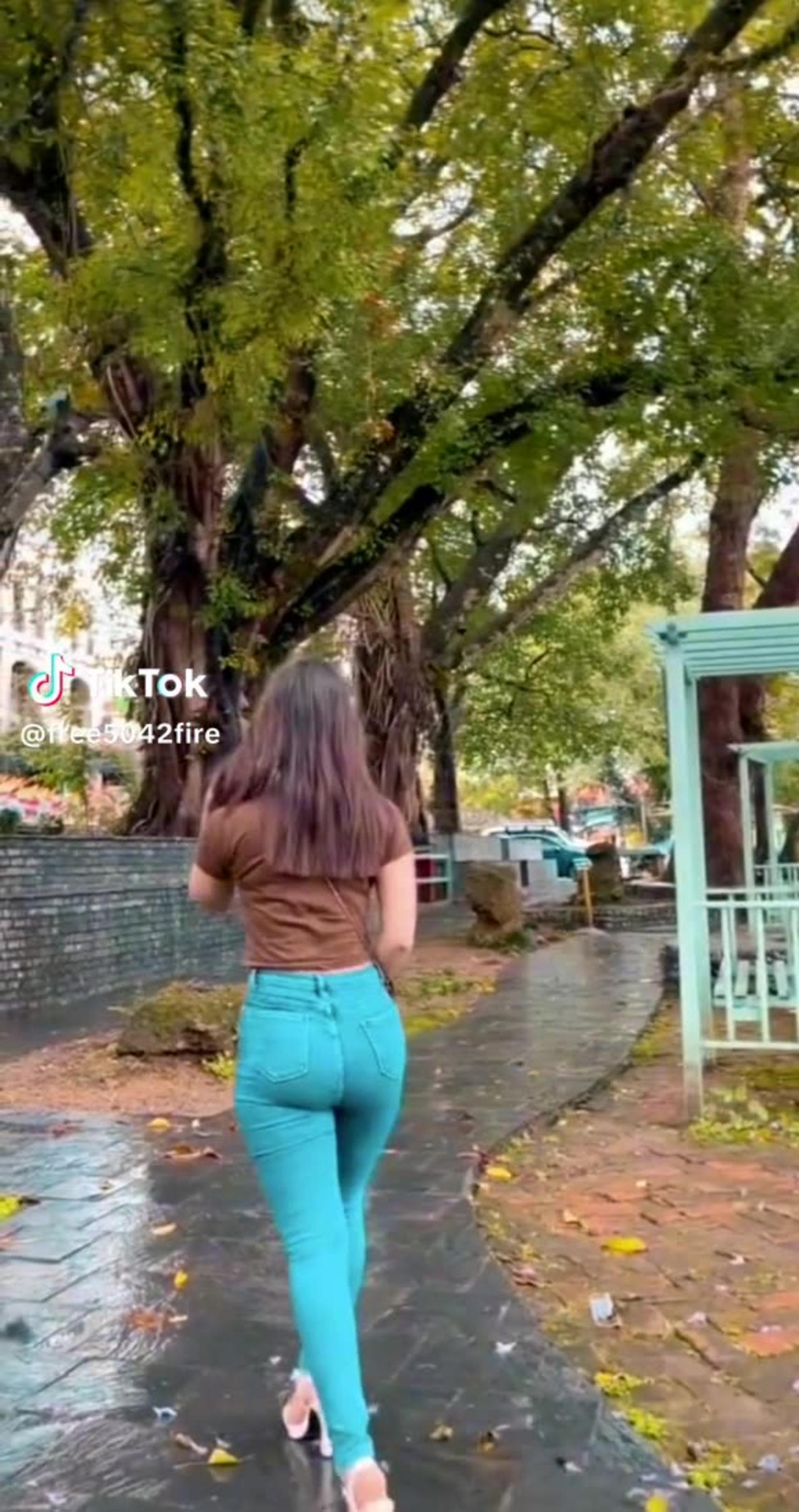 girl big hot back ass - One News Page VIDEO