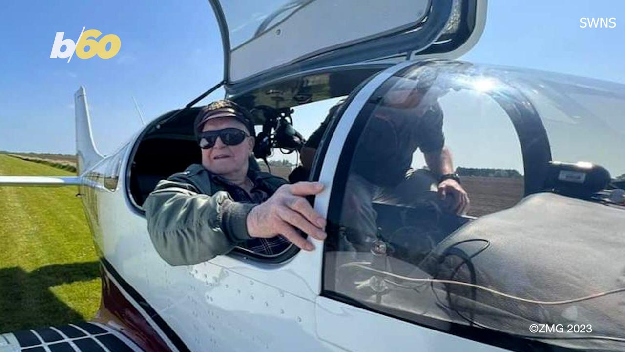 WWII Pilot Returns to the Skies 80 Years After - One News Page VIDEO