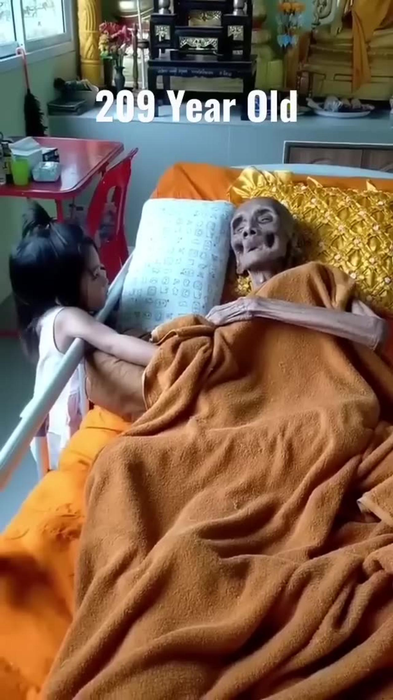 😱 209 Year old woman 😱 - One News Page VIDEO