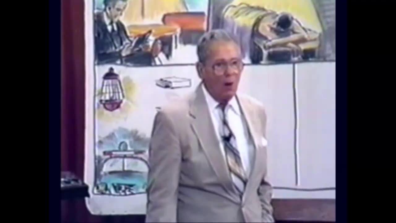 Dr Peter Ruckman - Thy Word Is A Lamp KJV 1611 - One News Page VIDEO