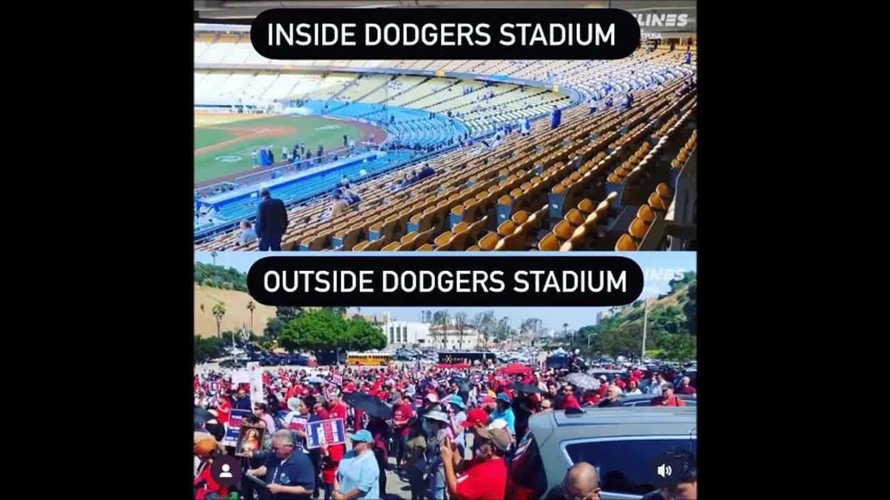 Inside & outside the Dodgers stadium - One News Page VIDEO