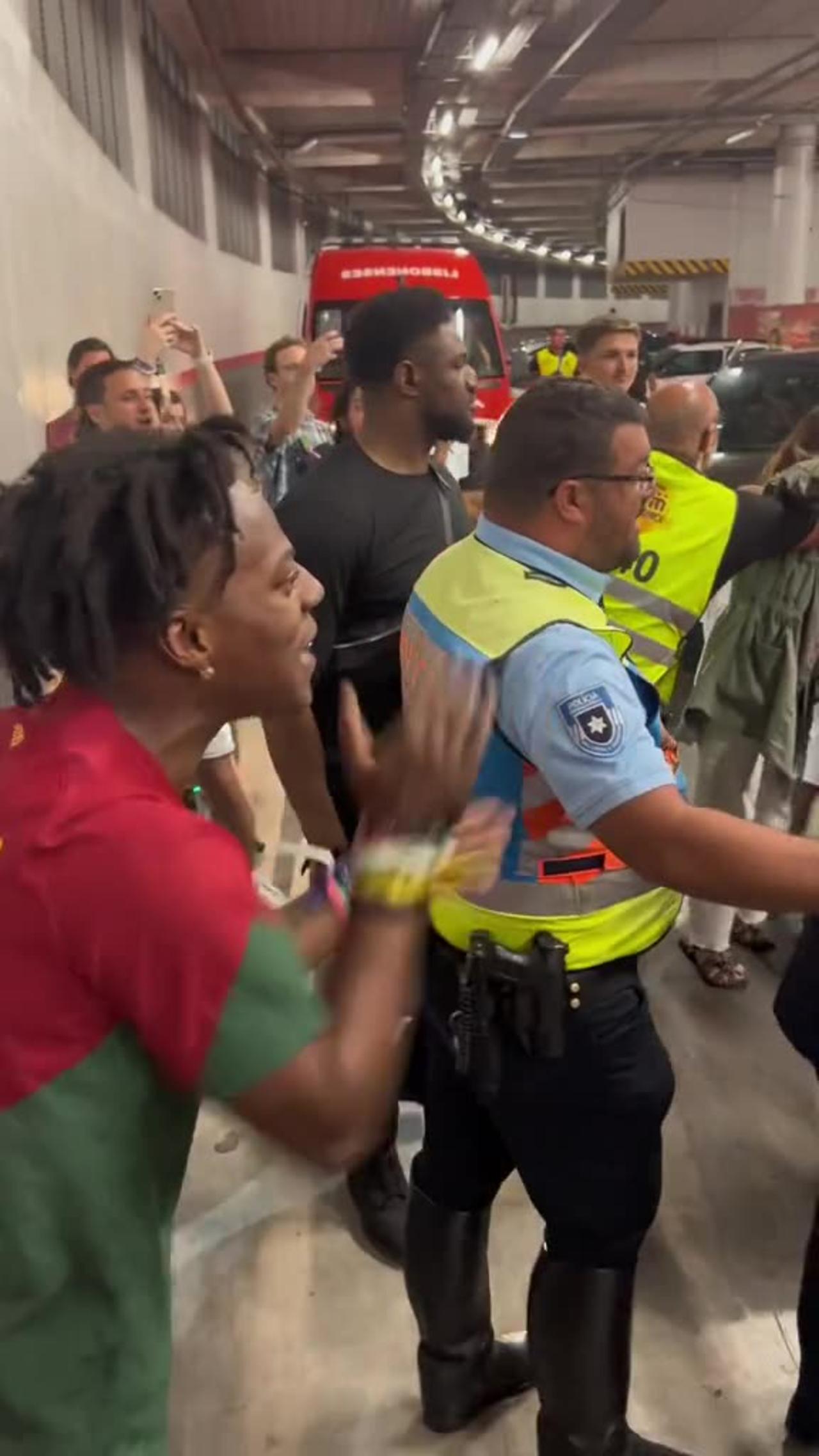 Ishow speed meeting ronaldo - One News Page VIDEO