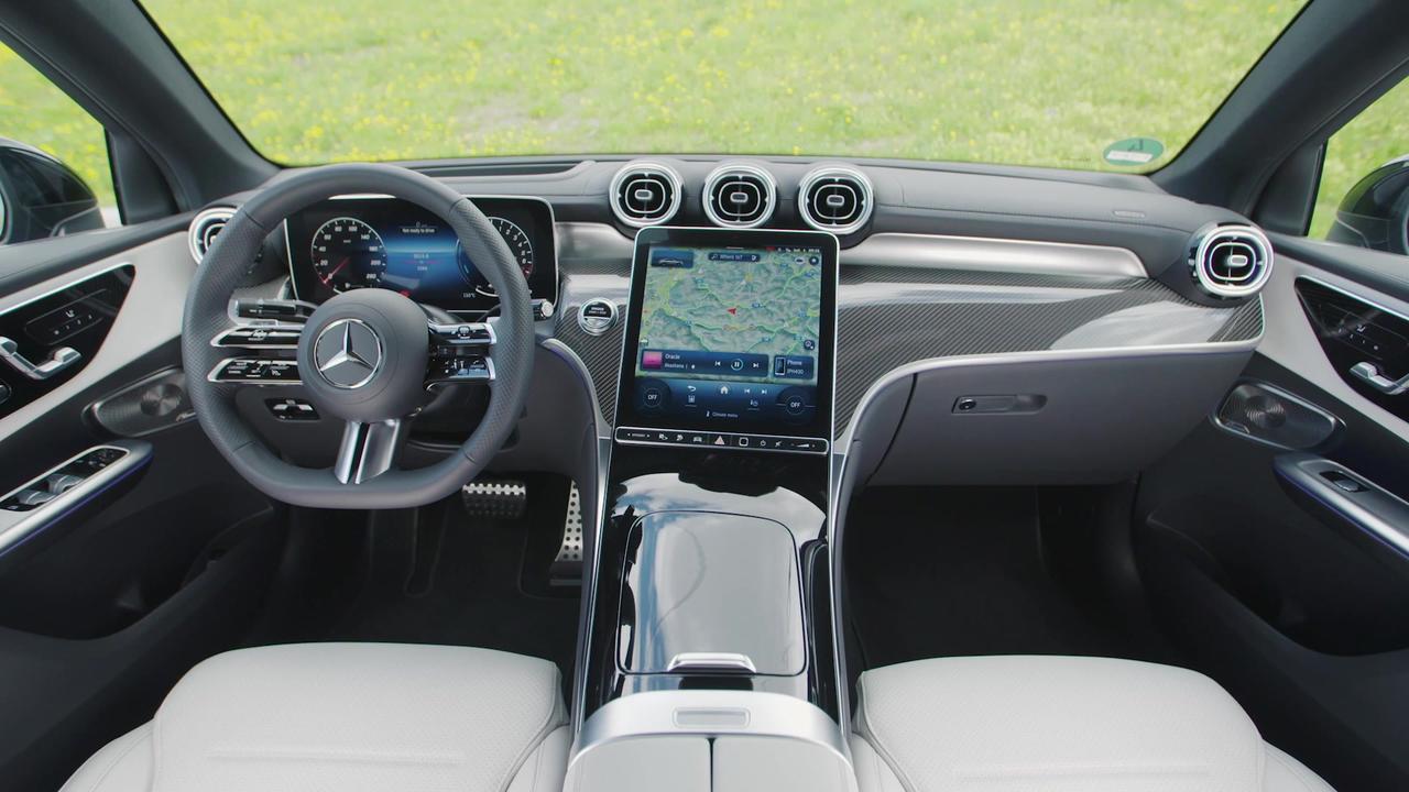 The new Mercedes-Benz GLC 400 e 4MATIC Coupe - One News Page VIDEO