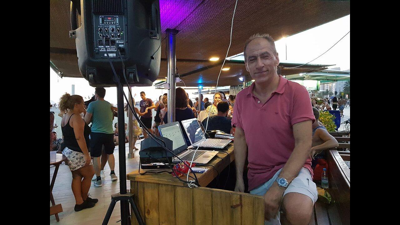 DJ ARA - 'THE COLORS OF SALSA DURA' - One News Page VIDEO