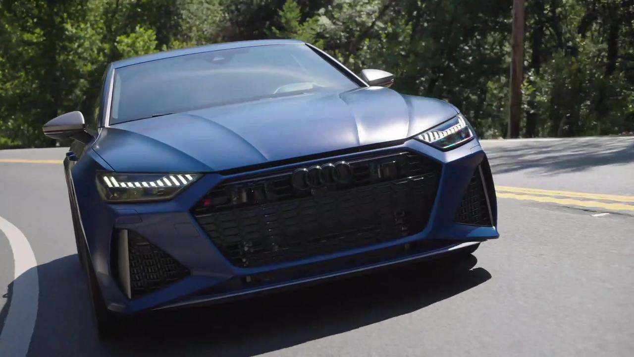 Audi RS 7 Sportback performance in Ascari blue - One News Page VIDEO