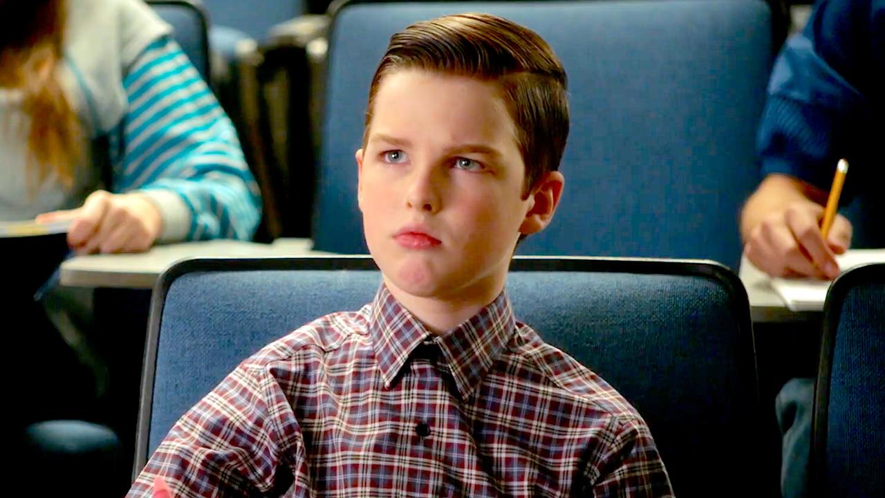 Stop Flashing Your Toes in This Scene from - One News Page VIDEO