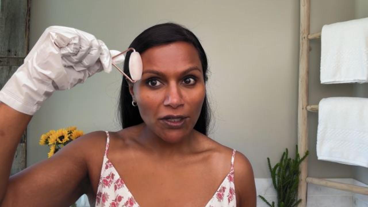 Mindy Kaling’s Guide to Hyperpigmentation and - One News Page VIDEO
