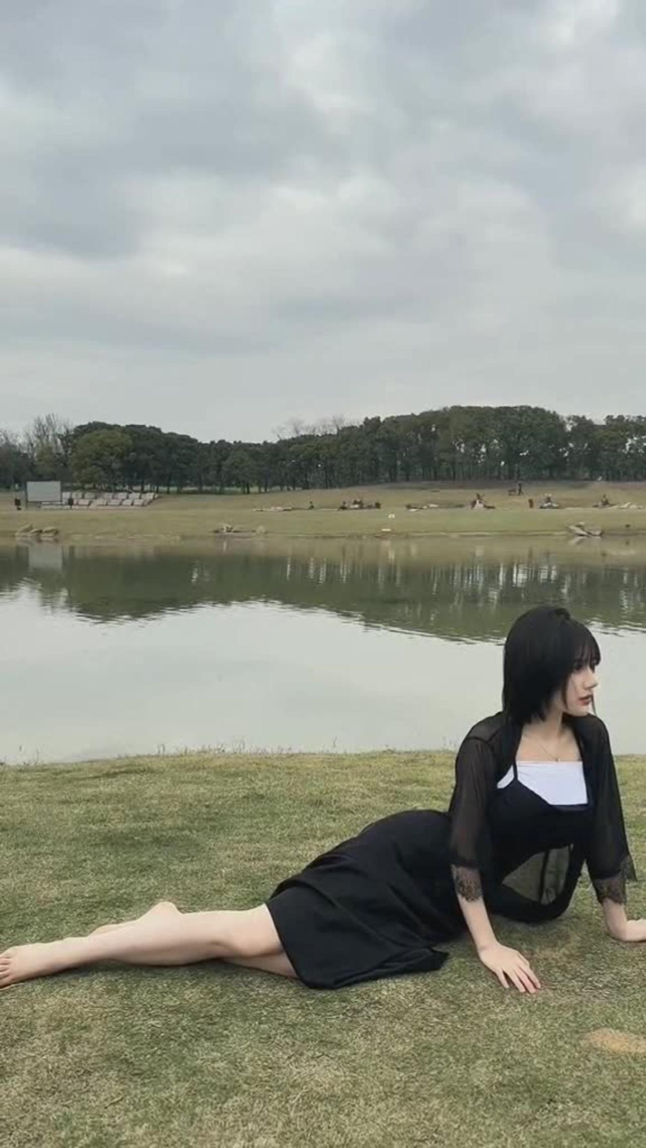 Beautiful Girl, Model, Slim, Tall, Women's - One News Page VIDEO