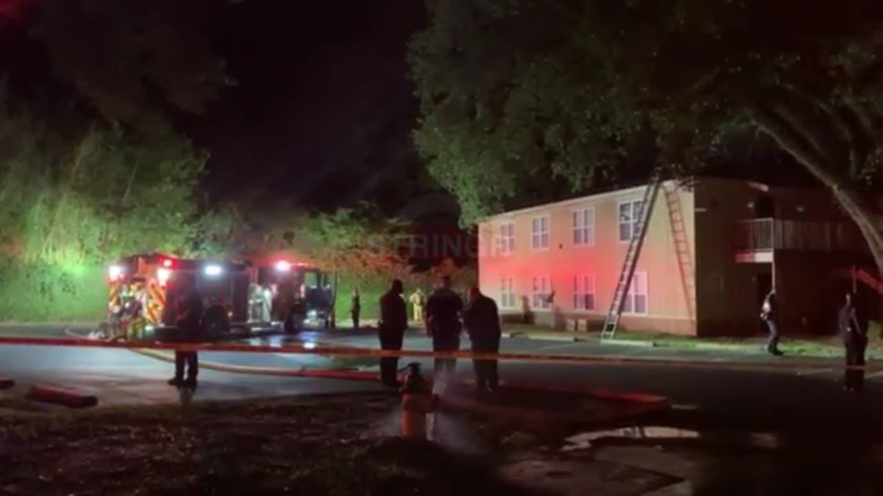 Fire Burns Multiple Units At Apartment Complex - One News Page VIDEO