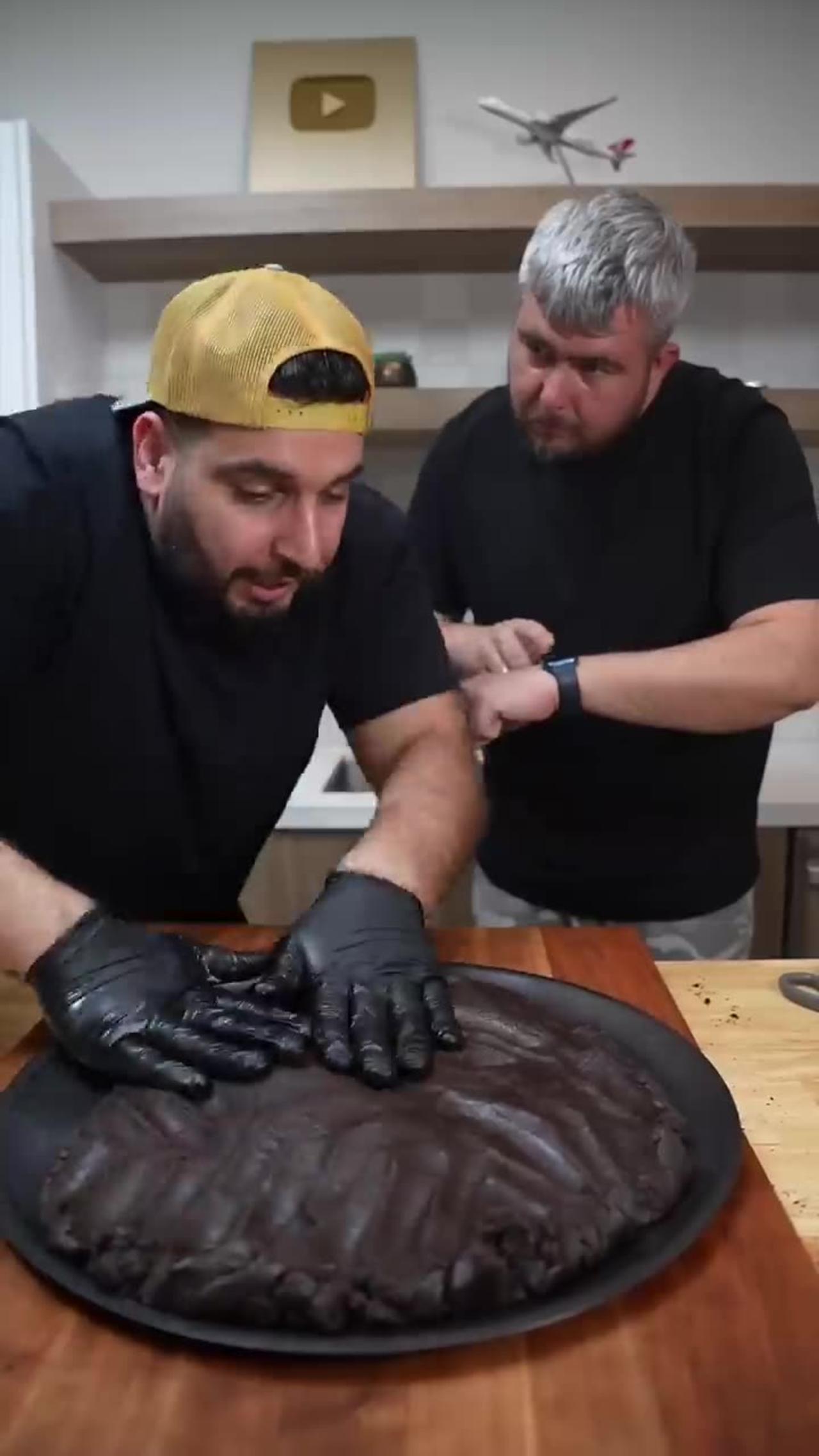 It's NOT My Birthday Cookie @patrickzeinali - One News Page VIDEO