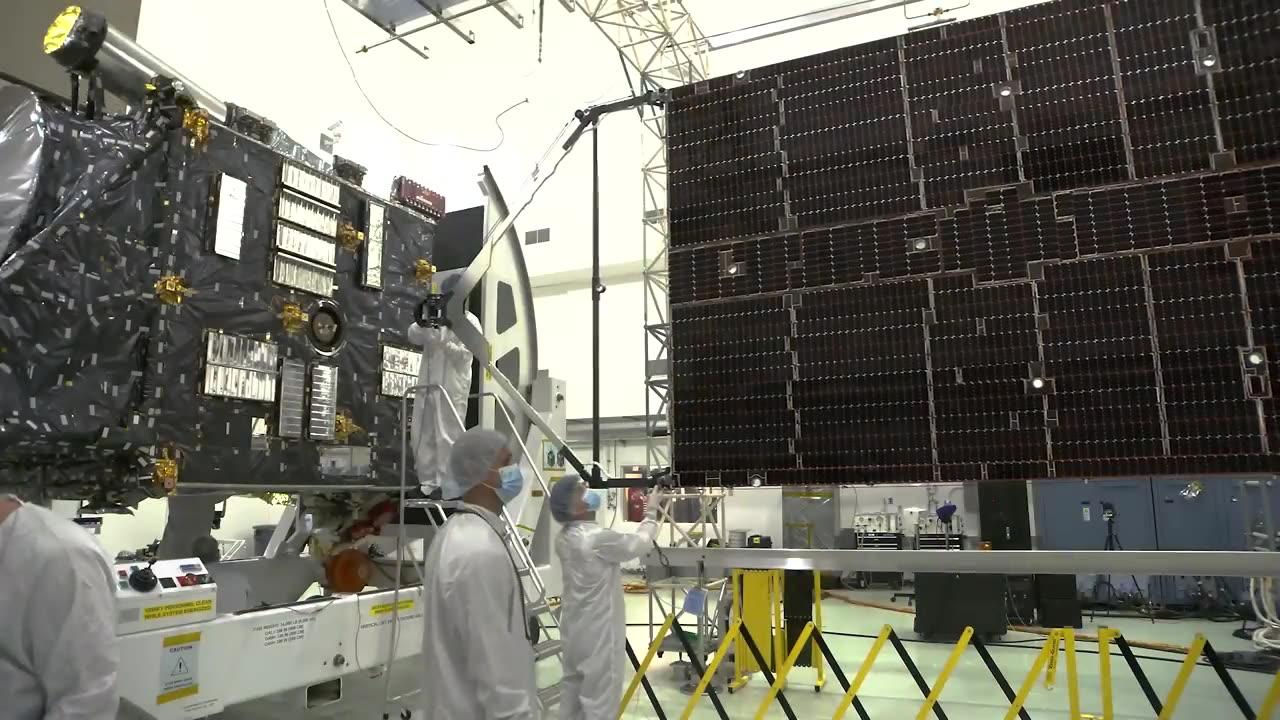 A Commercial Resupply Mission Heads to the Space - One News Page VIDEO