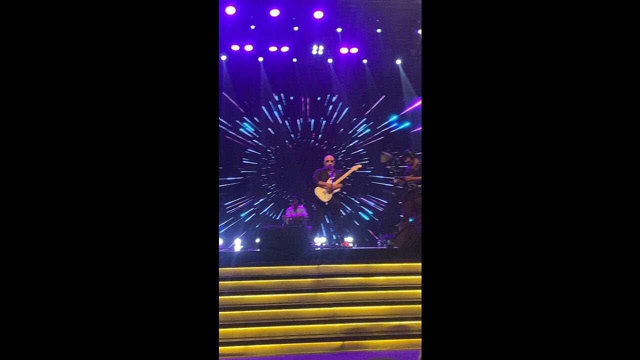 Pakistani singer Ali Azmat Live in concert at - One News Page VIDEO