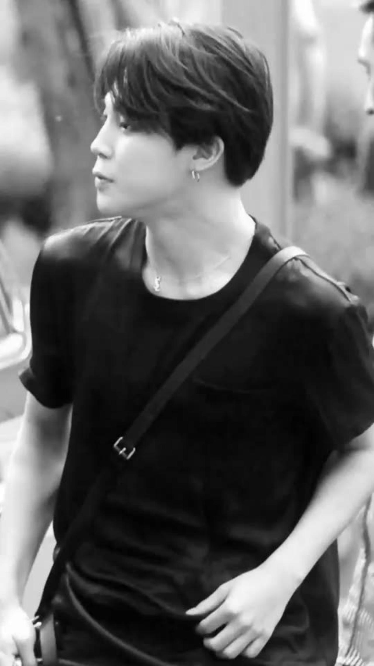 BTS Park jimin being boyfriend material - One News Page VIDEO