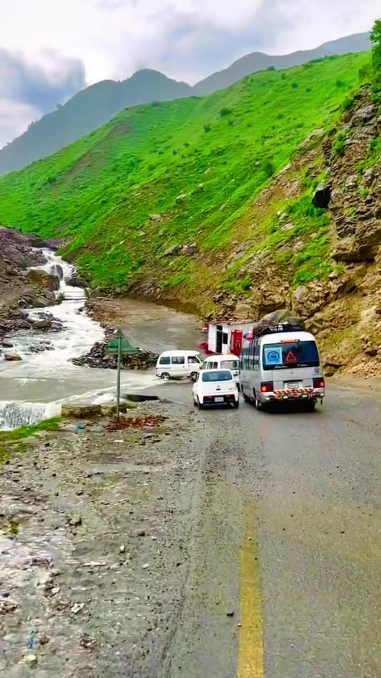 Pakistan most beautiful area#babusar top road # - One News Page VIDEO