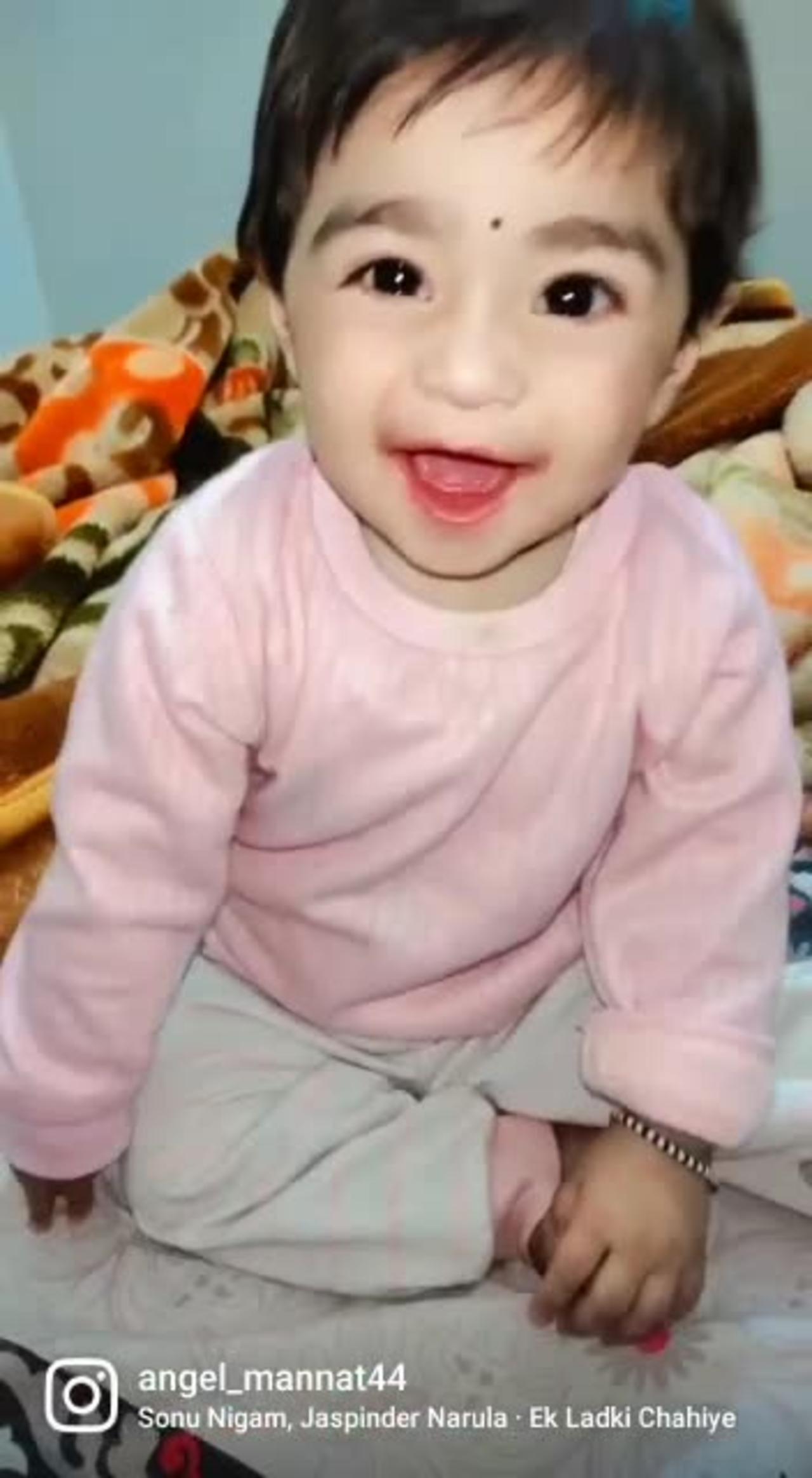 cute baby video - One News Page VIDEO