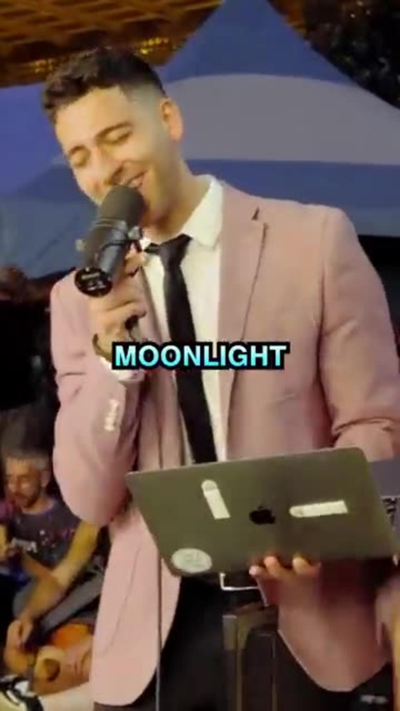 Singing For Random People In Public And - One News Page VIDEO