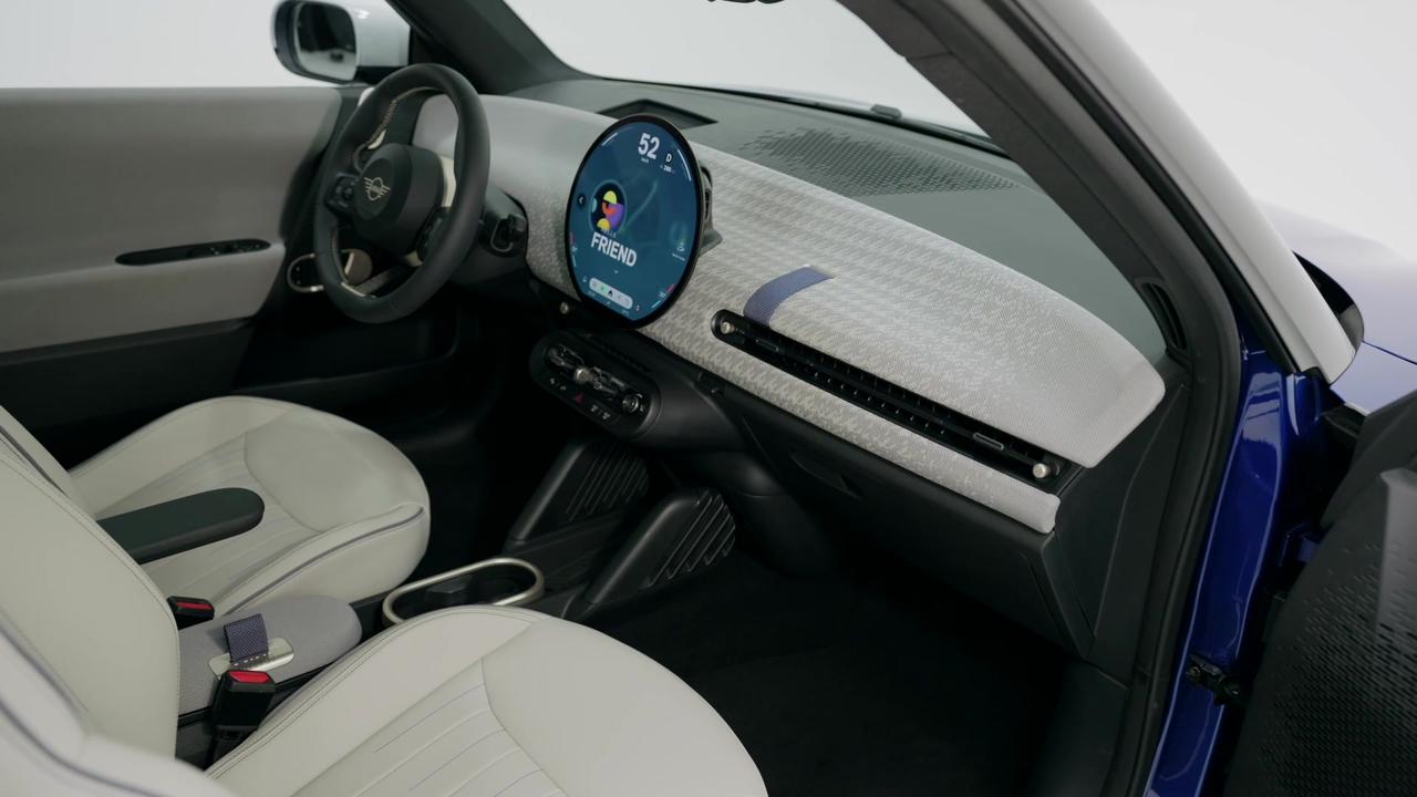 The new 2023 MINI Cooper Electric Interior - One News Page VIDEO