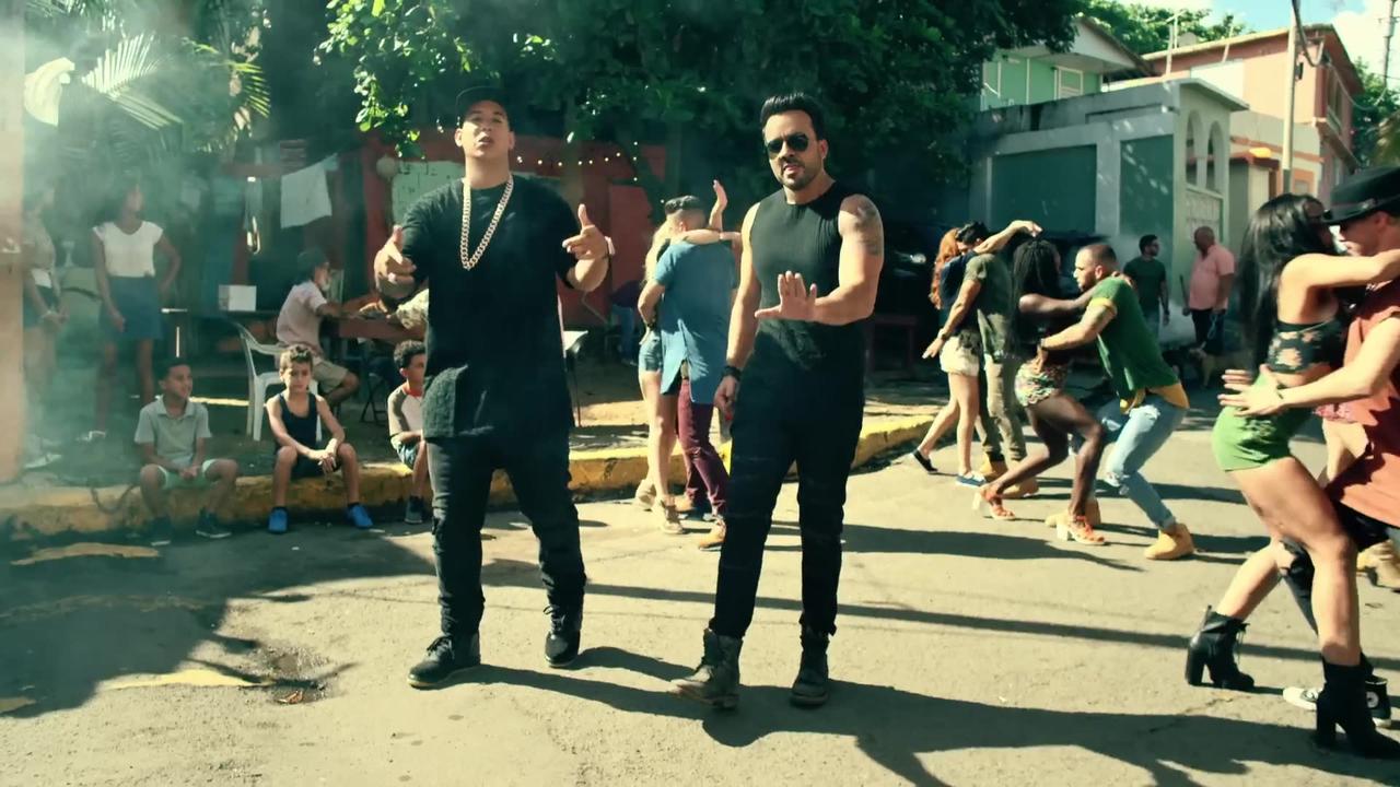 Luis Fonsi - Despacito ft. Daddy Yankee - One News Page VIDEO