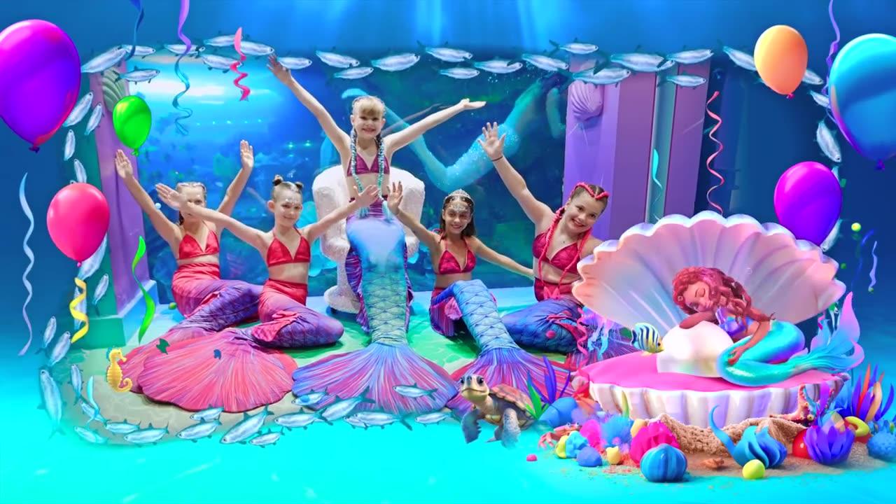 Diana's Glam Day Out at the Mermaids of - One News Page VIDEO