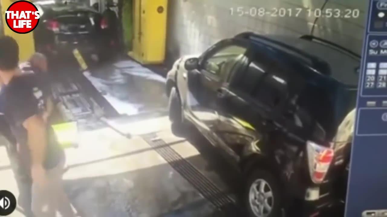 Women Driver FAILS in Traffic - Compilation - One News Page VIDEO