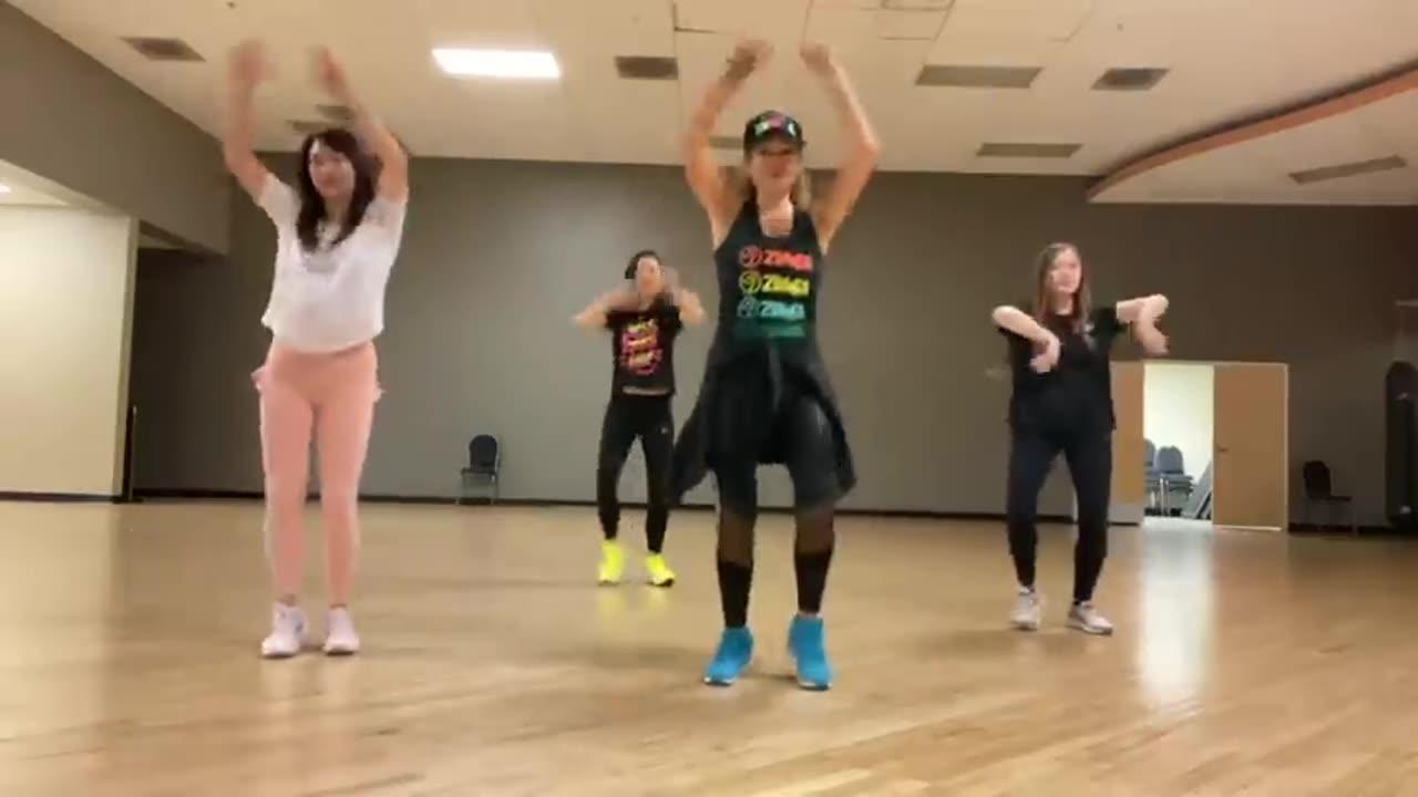 Zumbo.. video song - One News Page VIDEO