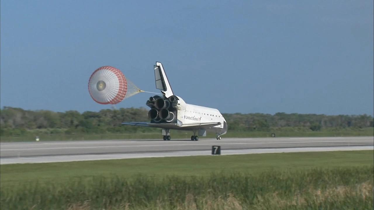 NASA Airplane Landing: Precision and Excellence - One News Page VIDEO