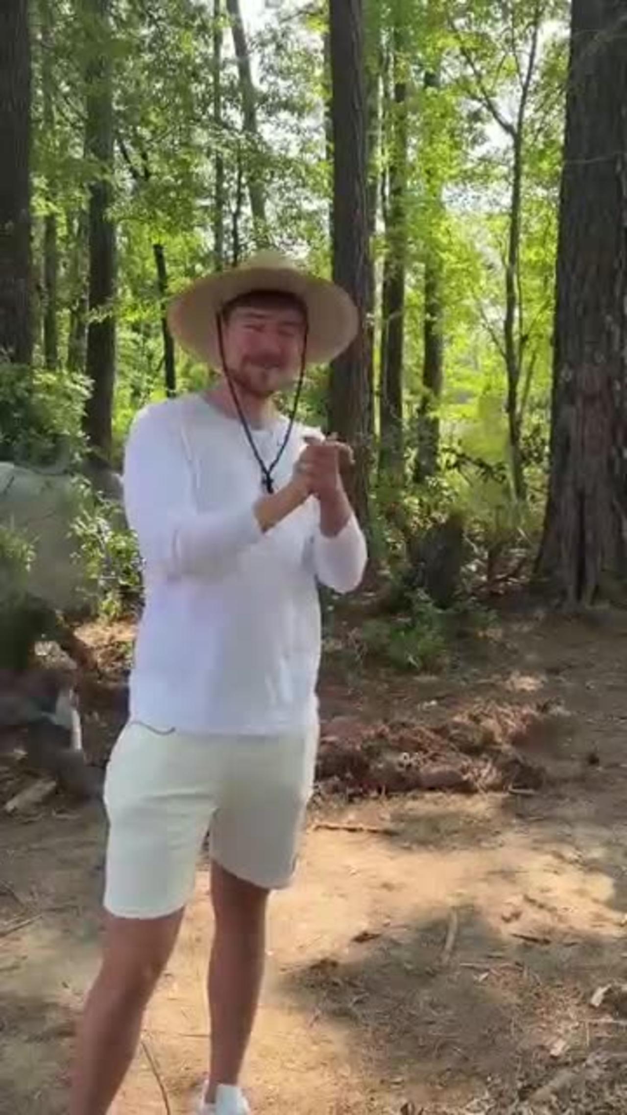 Spot the Hidden People for $10,000 - One News Page VIDEO