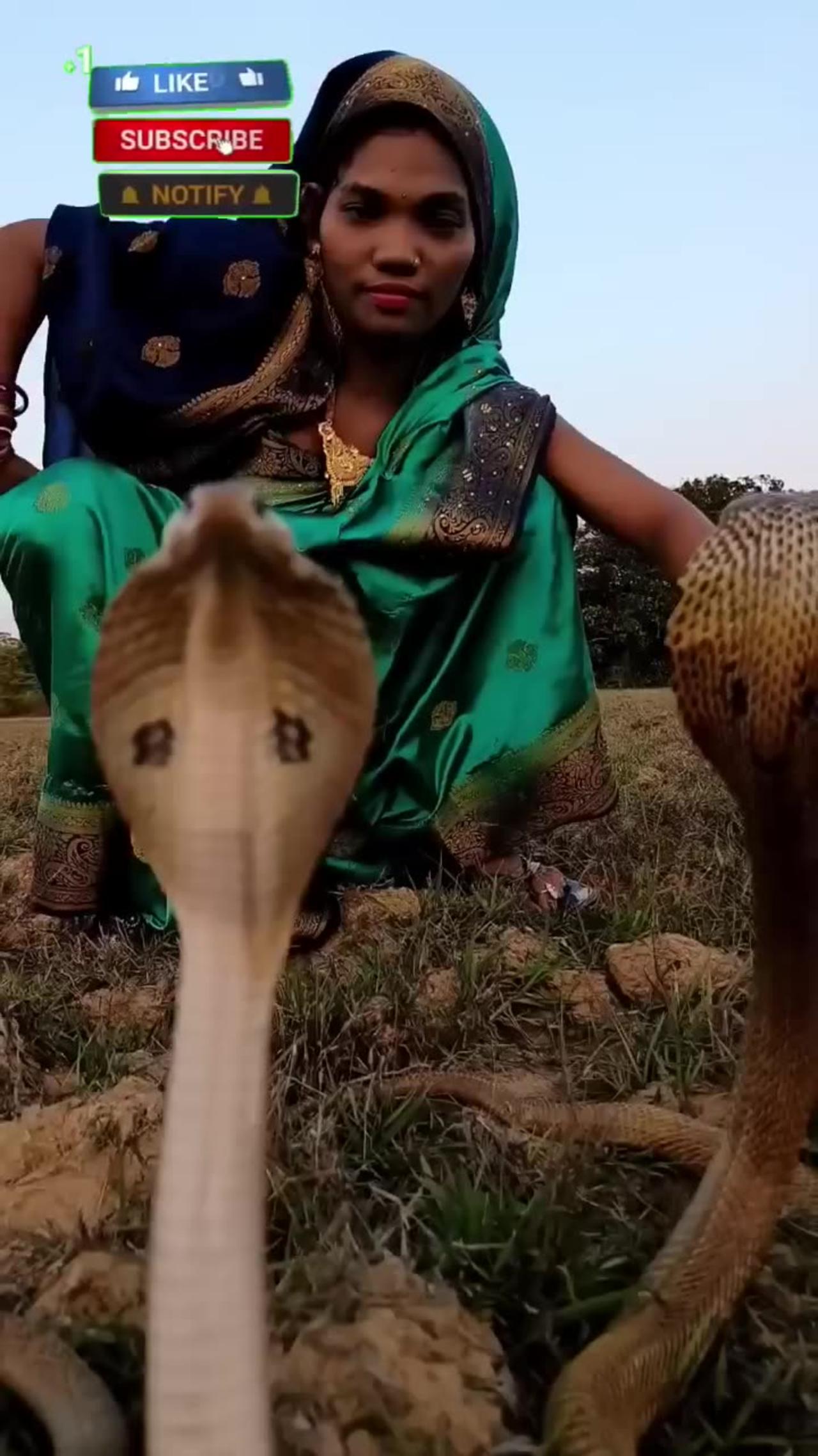 Big Snek girl swolly hend cute videos - One News Page VIDEO