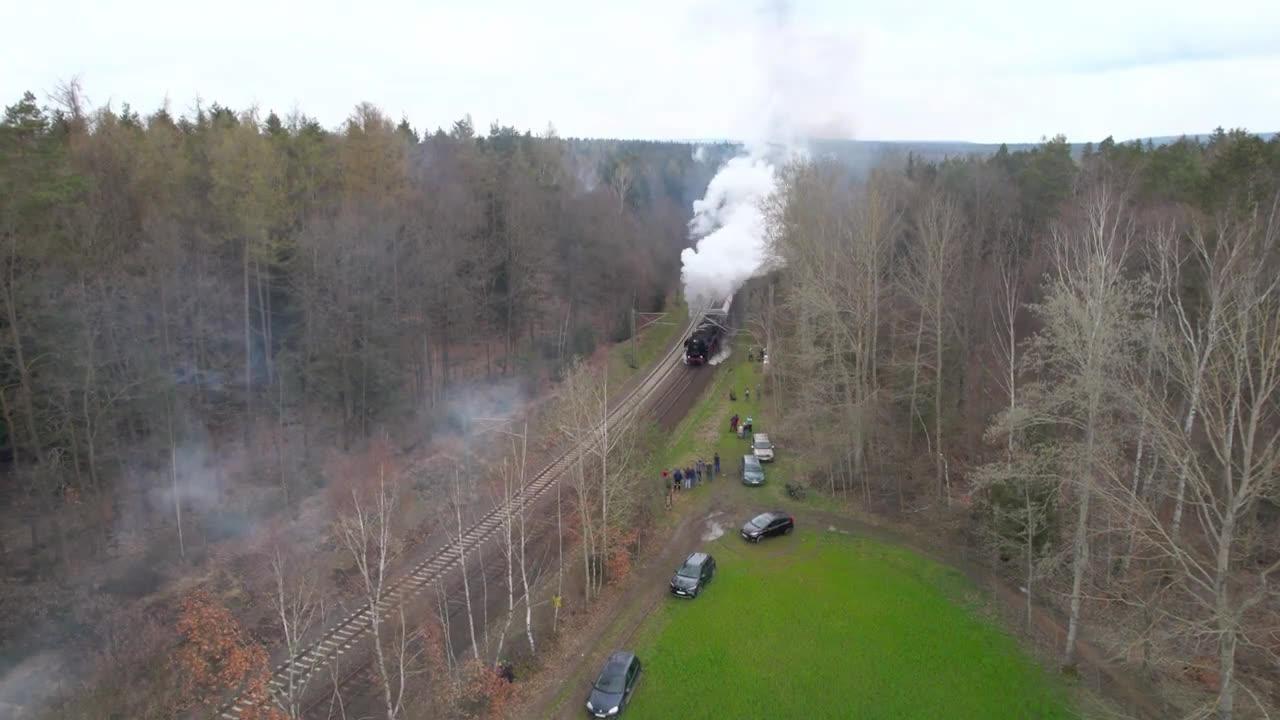 Exciting Steam Train Race on the Tharandt - One News Page VIDEO