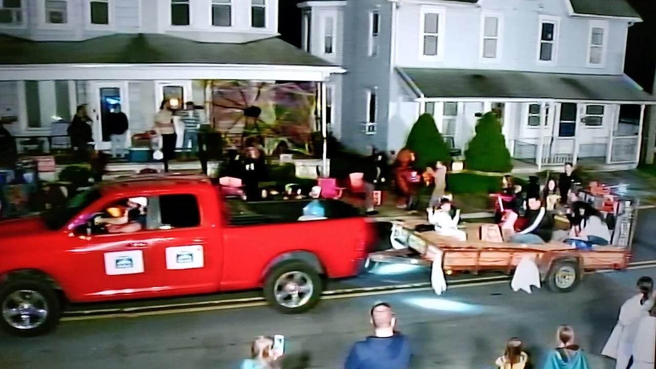 2023 Halloween Parade / Matt Ahn Talk Show - One News Page VIDEO