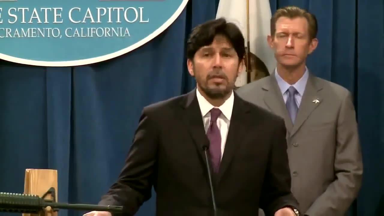 Sen Kevin ᵈᵉLEÓN Ghost Gun Rant. - One News Page VIDEO