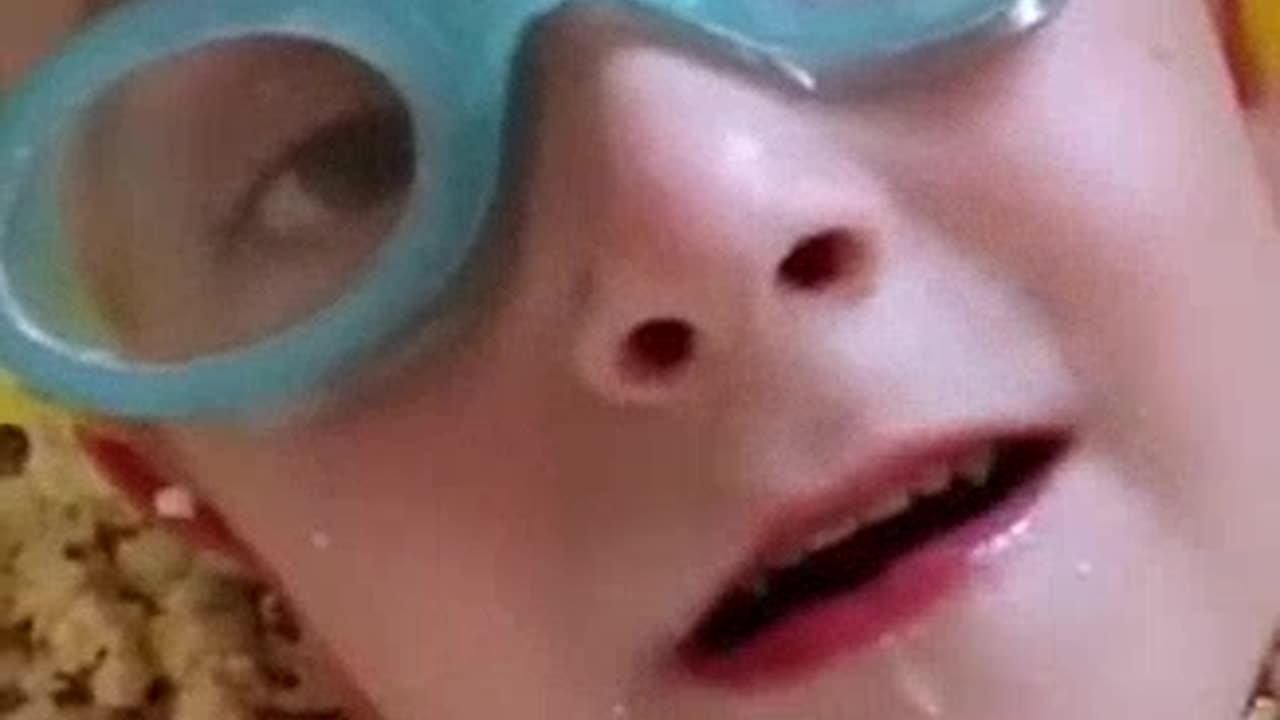 "Ultimate Silly Science Experiments for - One News Page VIDEO