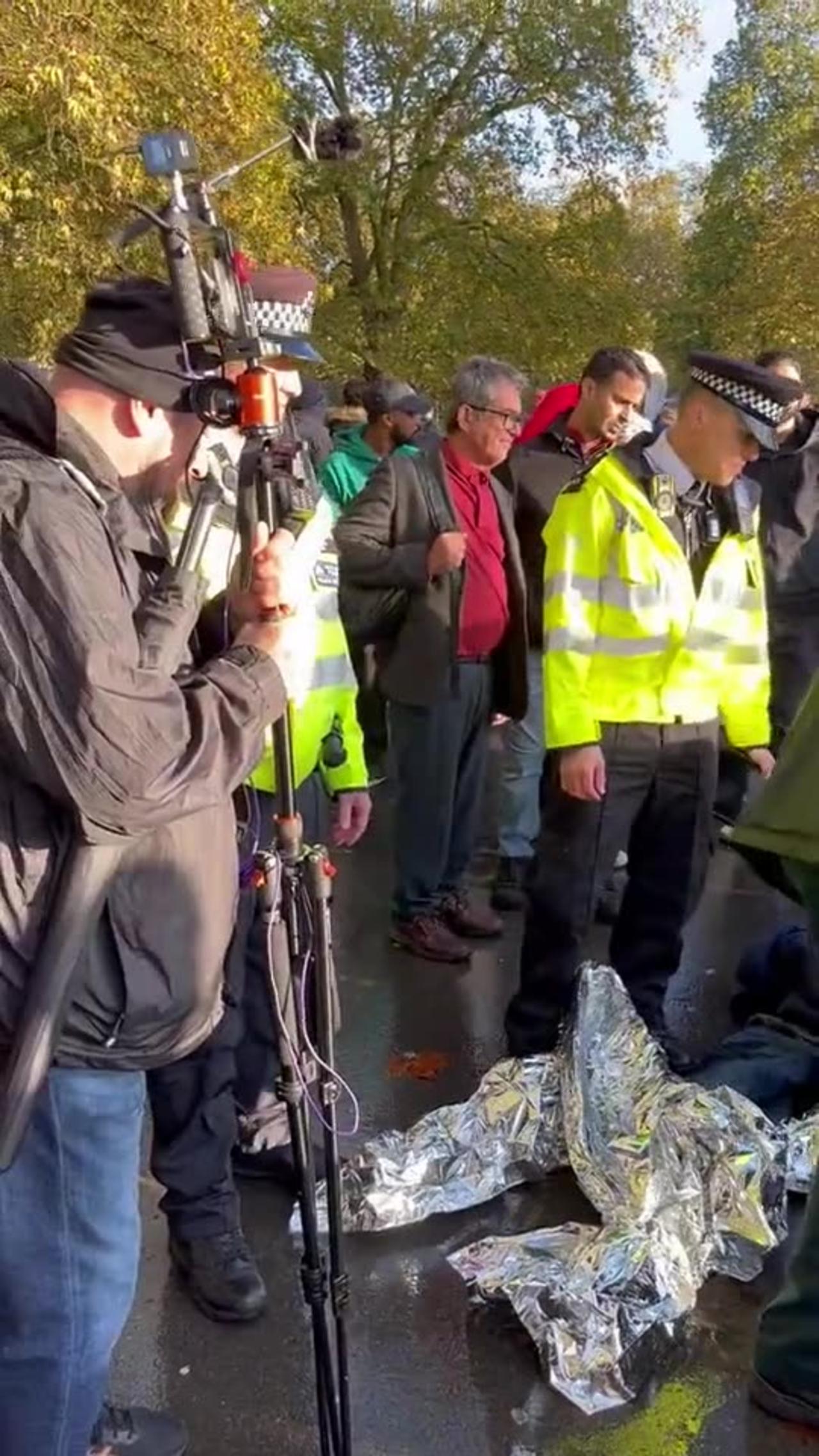 Uk a weak country, crime at the Speakers Corner - One News Page VIDEO