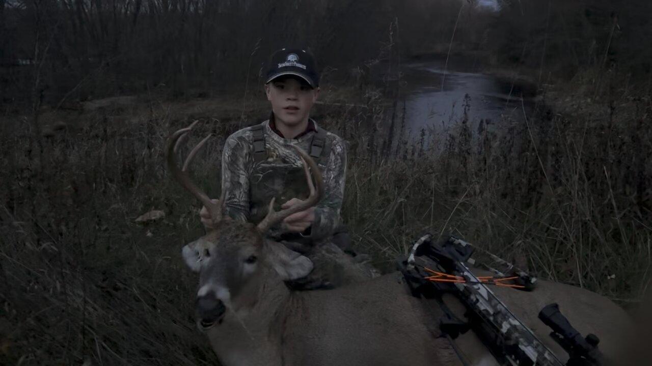 Big Buck down! My first bow kill - One News Page VIDEO