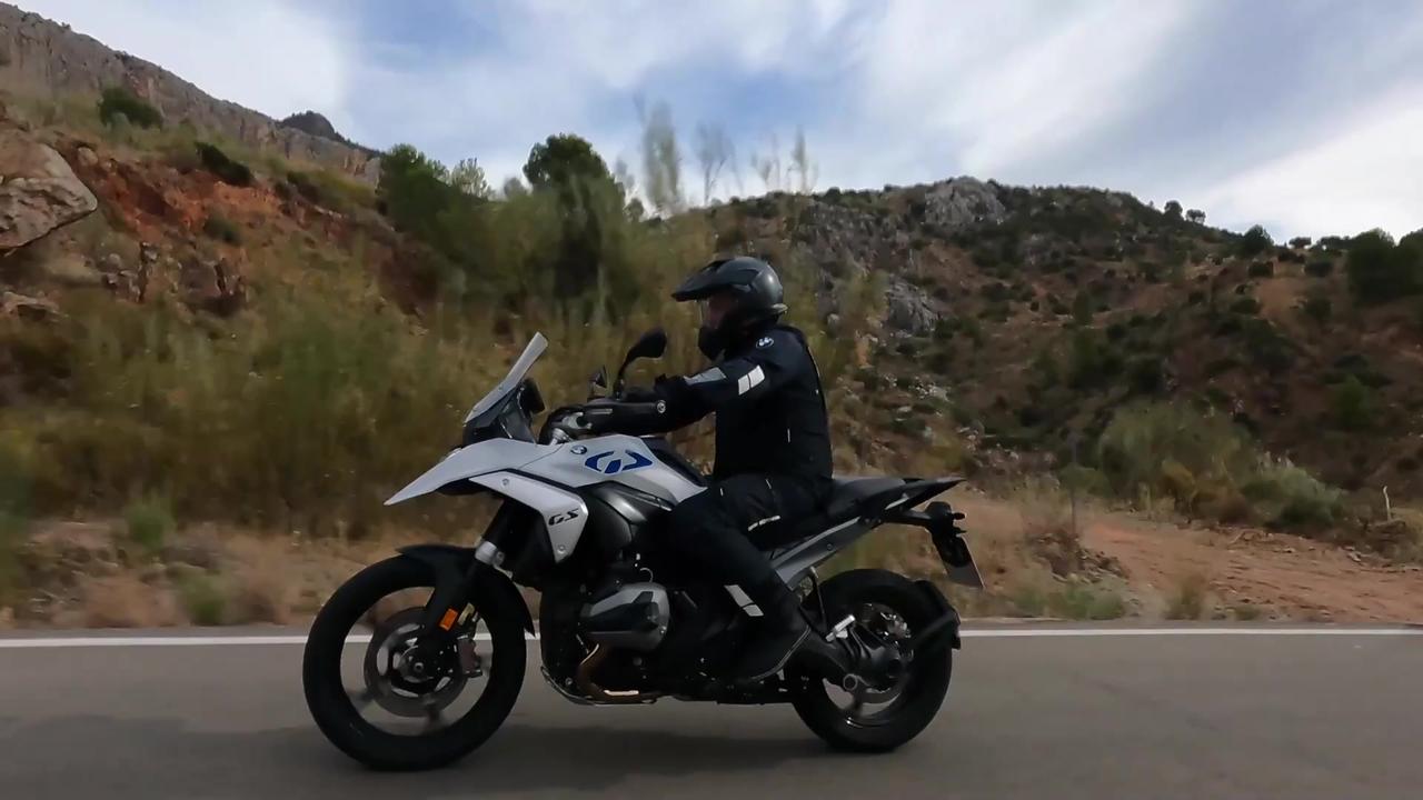 The new BMW R 1300 GS Riding Video - One News Page VIDEO