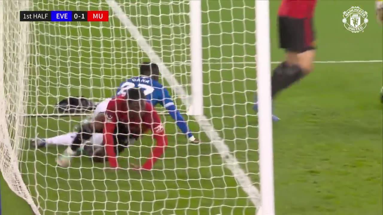 Garnacho UNBELIEVABLE Overhead Kick! 🤩 | - One News Page VIDEO