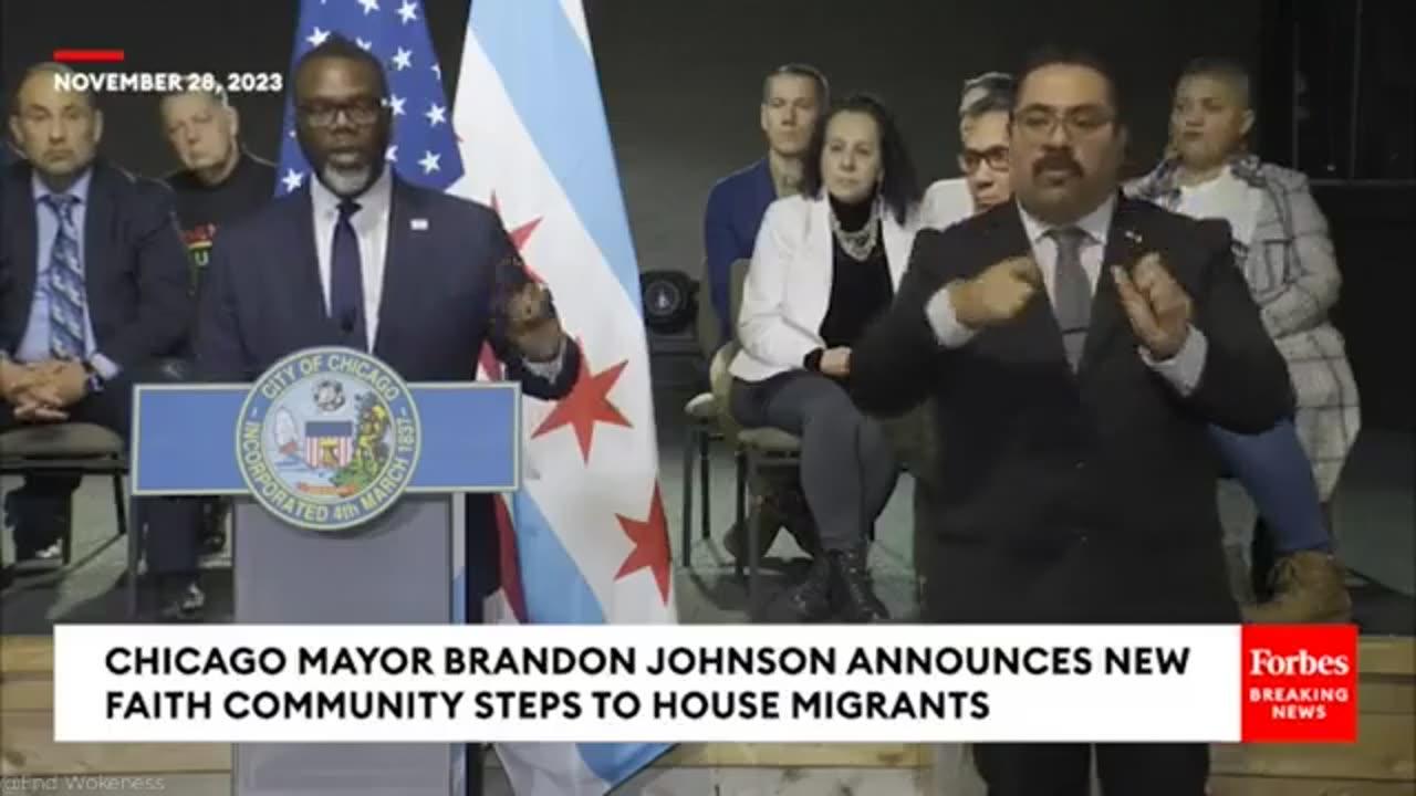 Chicago Mayor Brandon Johnson blames migrant - One News Page VIDEO