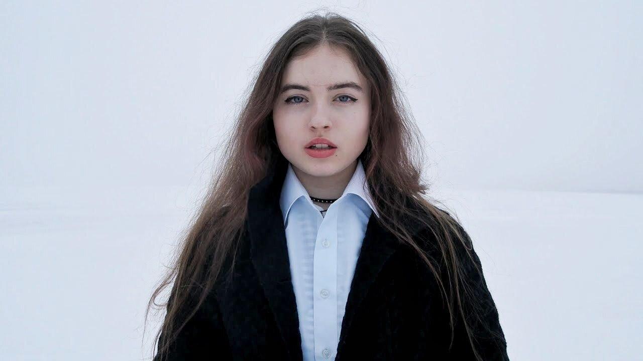 Rising artist you need to know 2023 - Maya Clars - One News Page VIDEO