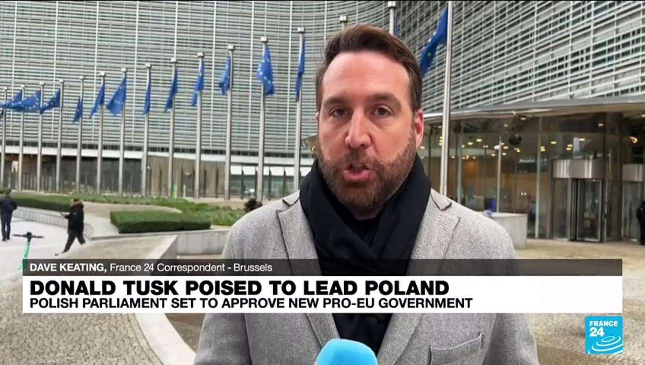 Pro-EU Donald Tusk poised to lead Poland - One News Page VIDEO