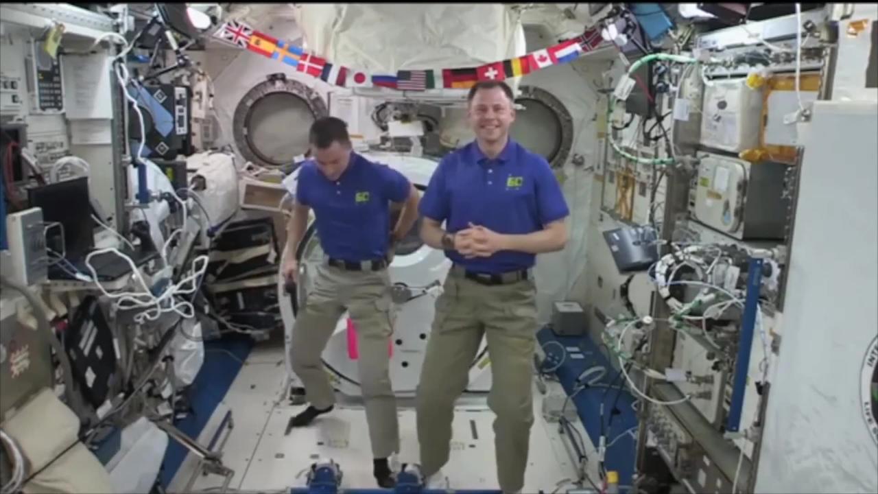 NASA FAKERY - CGI & Wire Harness FAILS - One News Page VIDEO