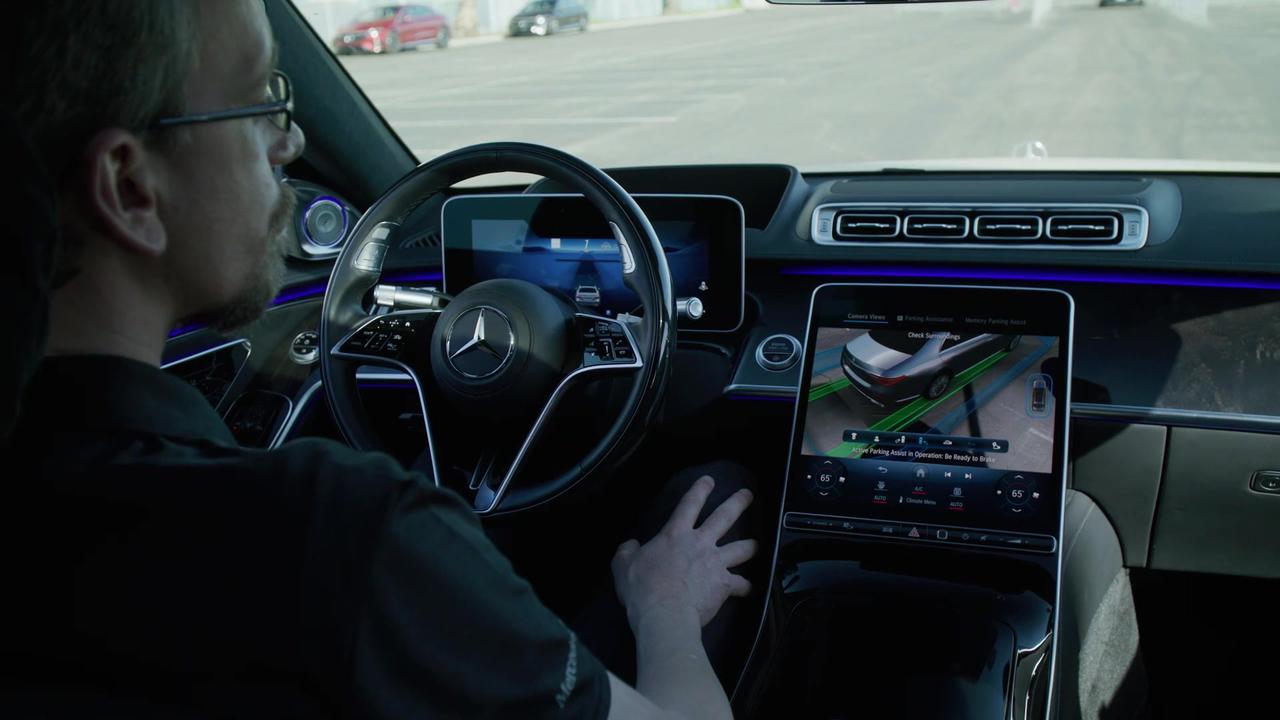 Mercedes-Benz Automated Driving - Active Parking - One News Page VIDEO