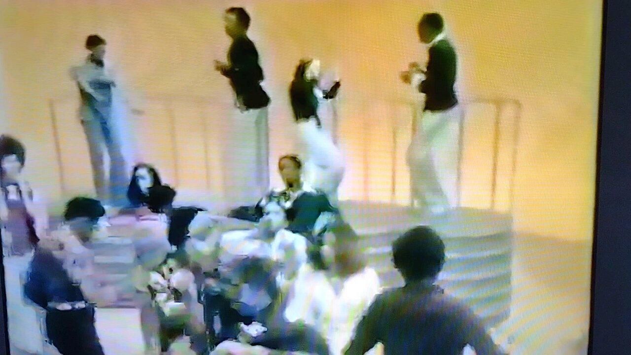 Soul Train Dancers 1975 Shing Star (Earth Wind - One News Page VIDEO