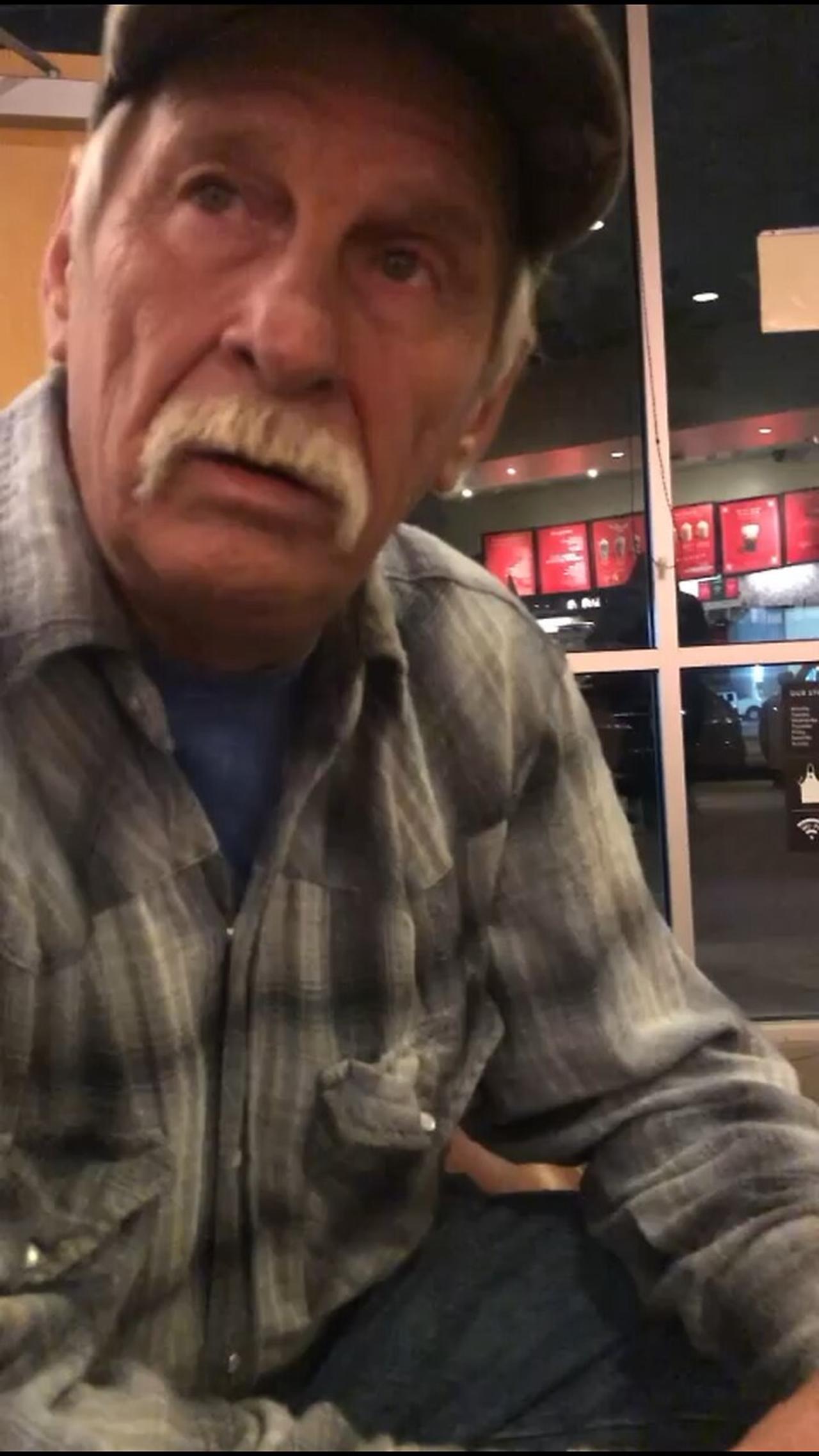 Catching a predator In Pearland Tx - One News Page VIDEO