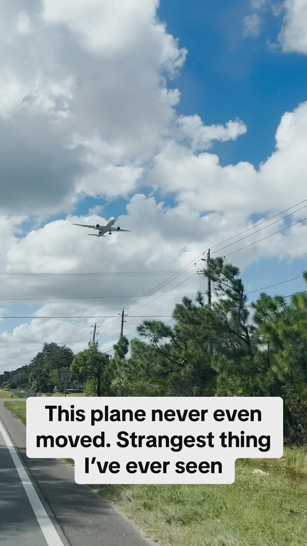 Seems the Plane is not Moving - One News Page VIDEO