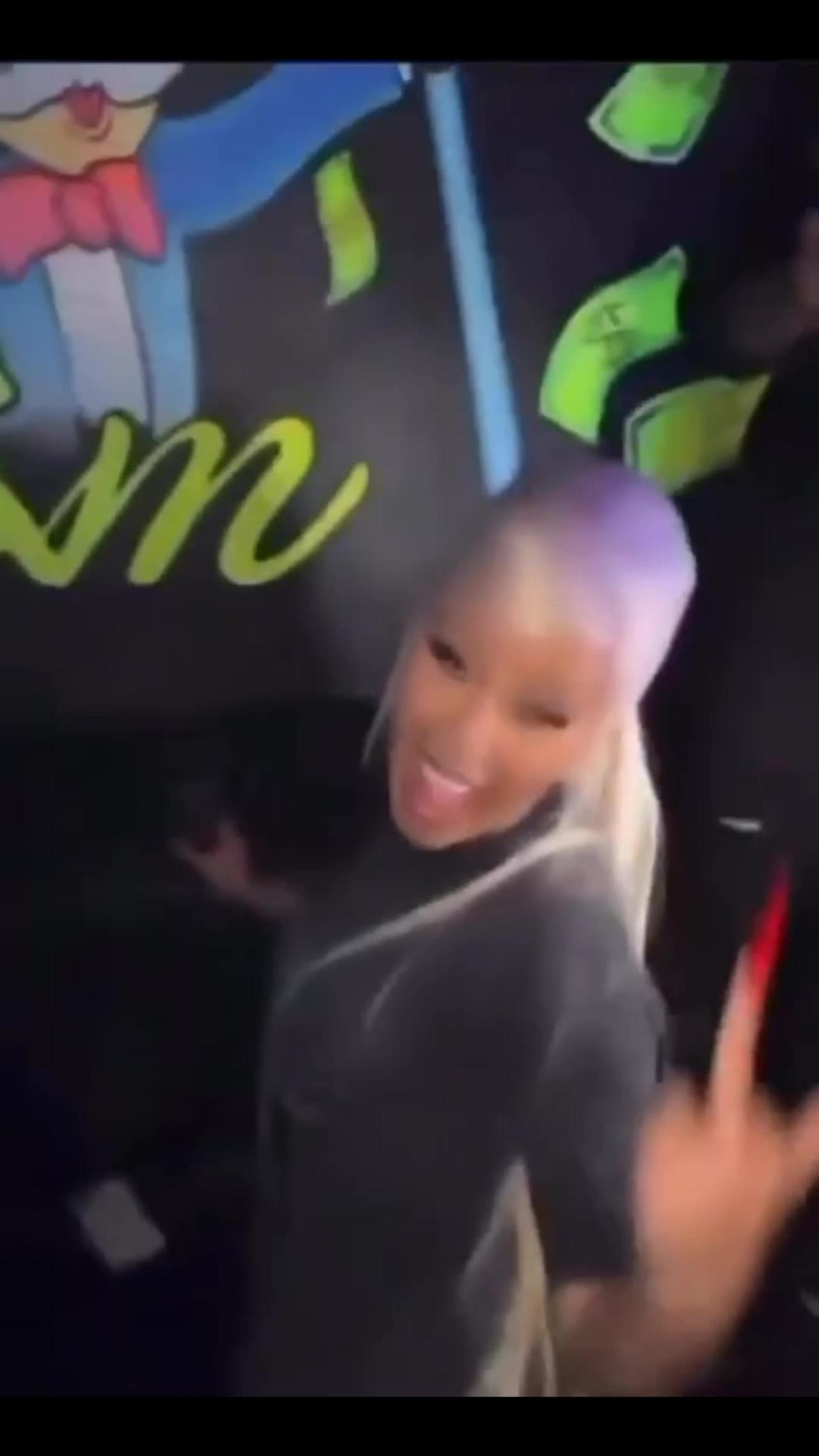Cardi B back at it after breaking up with Offset - One News Page VIDEO