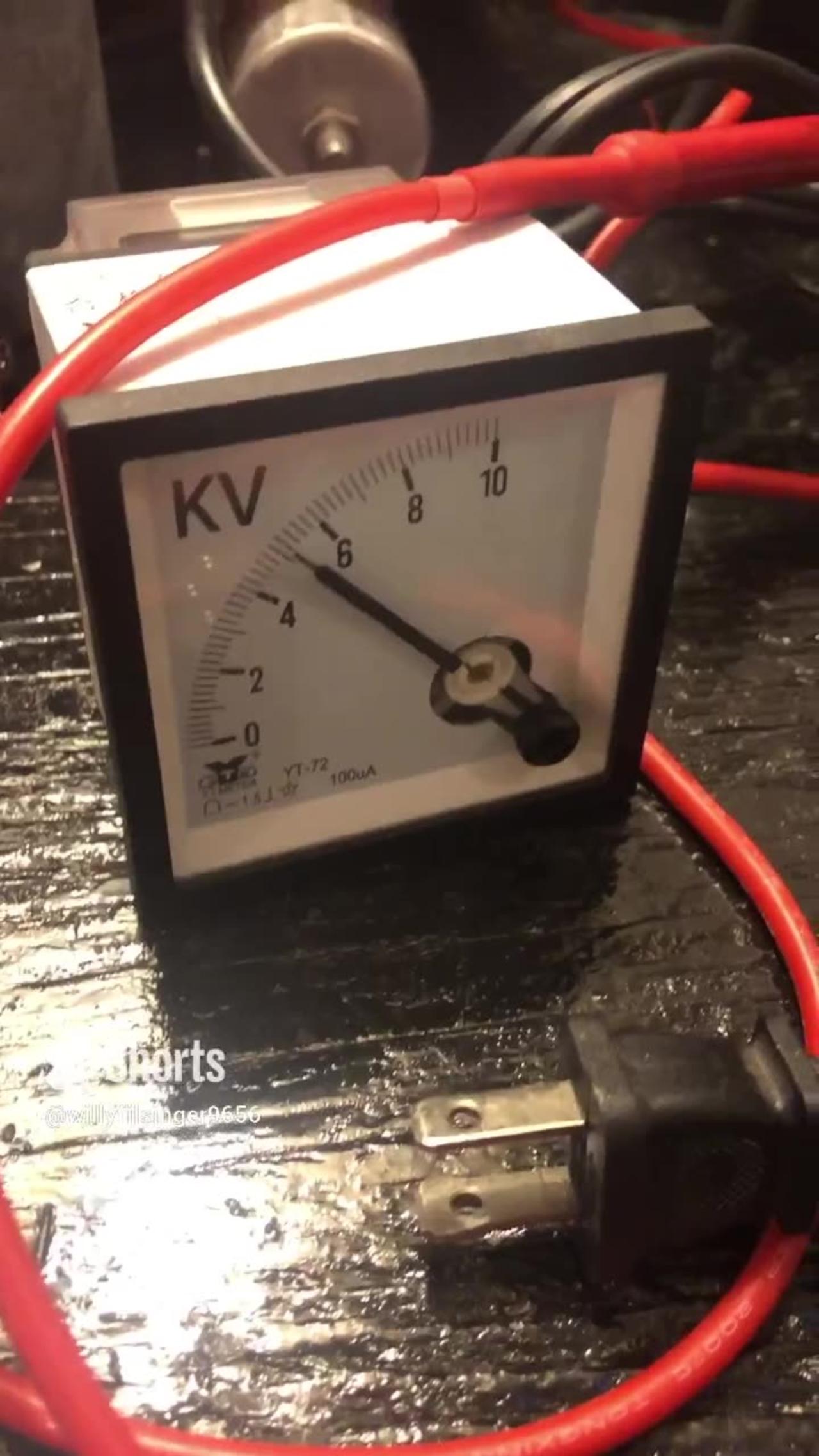 My specialty resonance Tesla one wire device - One News Page VIDEO