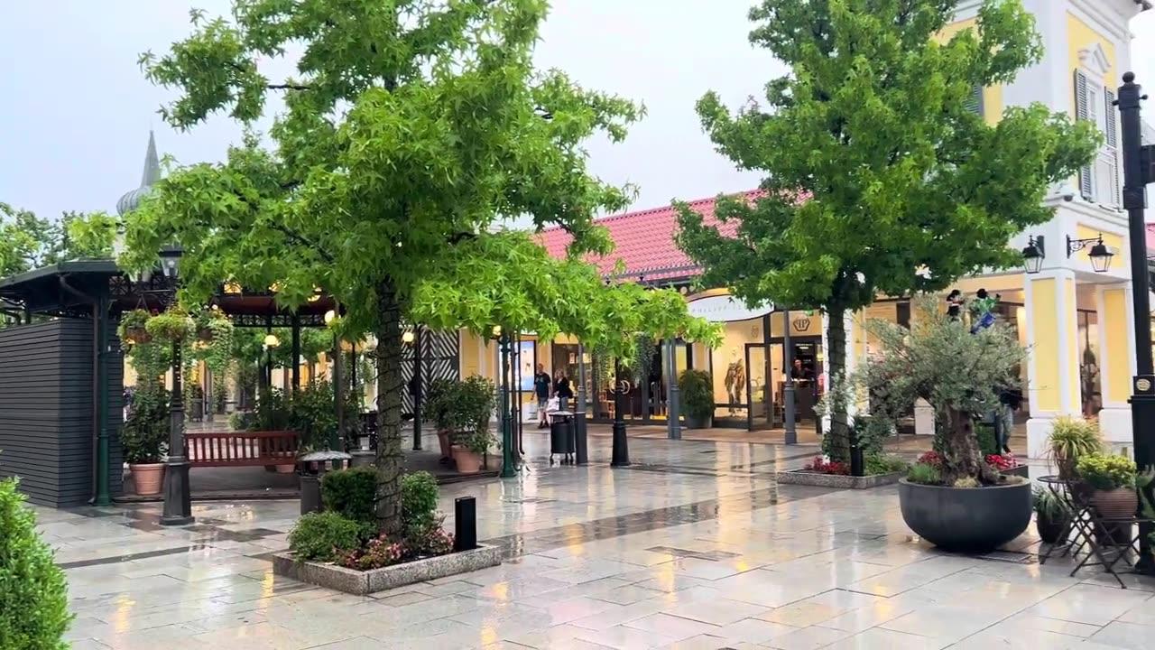Parndorf Austria | Luxury Designer Outlet August - One News Page VIDEO